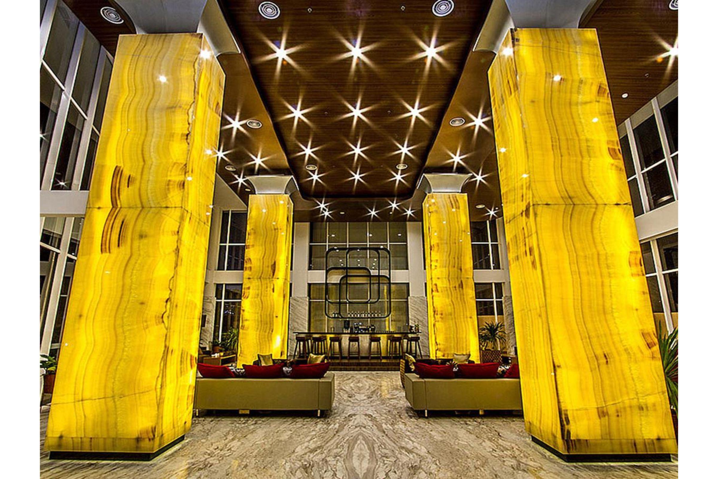 HARISTON HOTEL & SUITES, PLUIT - JAKARTA
